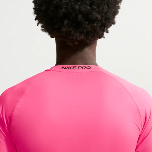 Nike Pro Dri-fit Tight Short-sleeve Fitness Top