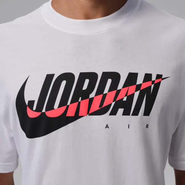 JORDAN Brooklyn Essentials T-shirt