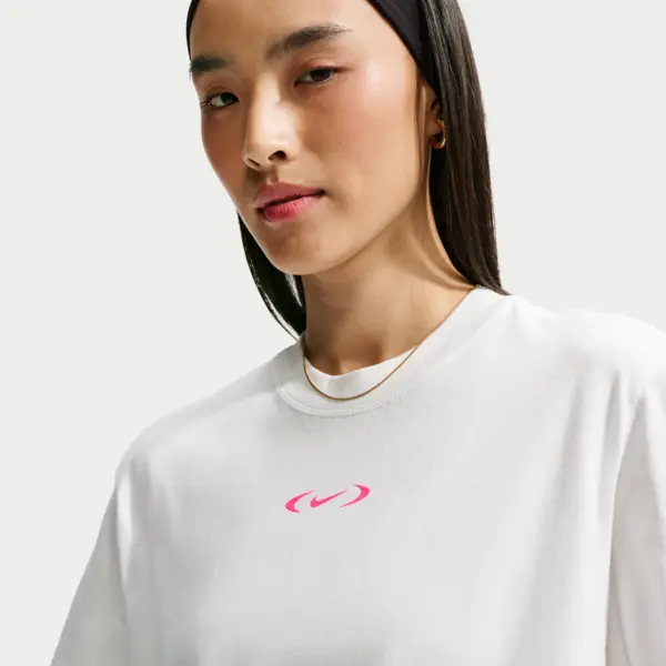 Nike Classic Loose T-shirt - White
