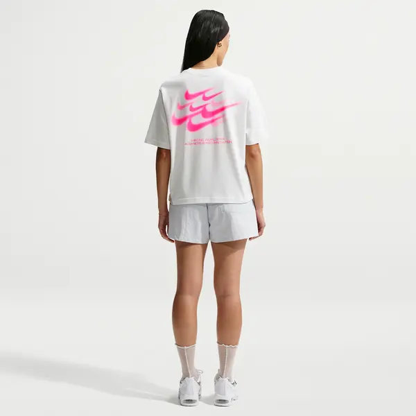 Nike Classic Loose T-shirt - White