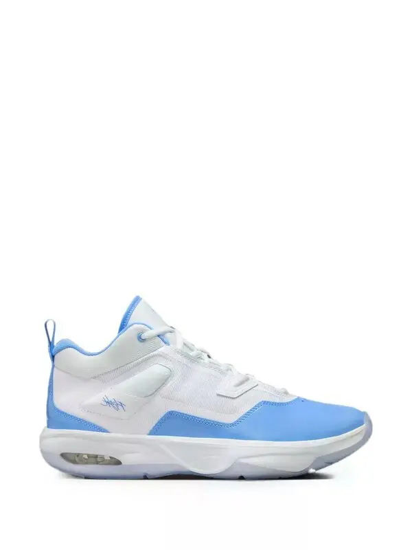 JORDAN Stay Loyal 3 Sneakers
