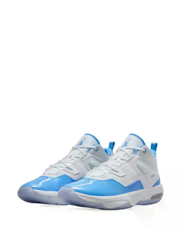 JORDAN Stay Loyal 3 Sneakers