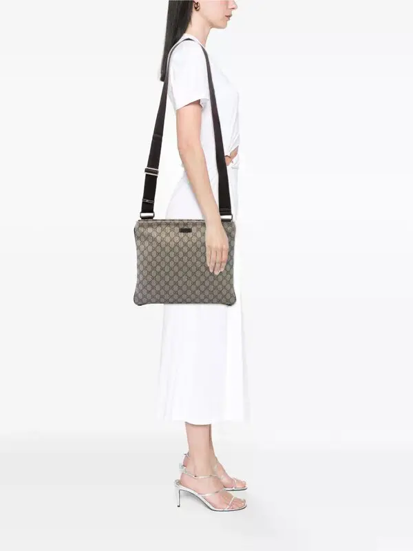 Gucci Gg Supreme Crossbody Bag - Neutrals