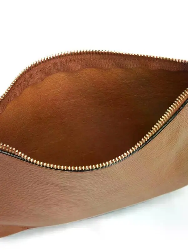 Chloé Spin Leather Clutch Bag