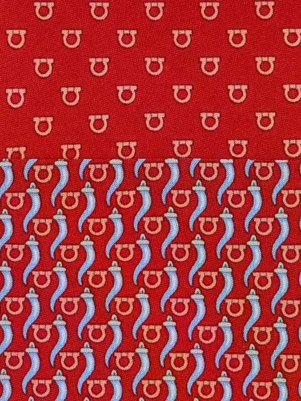 FERRAGAMO Good Luck Print Silk Neck Tie