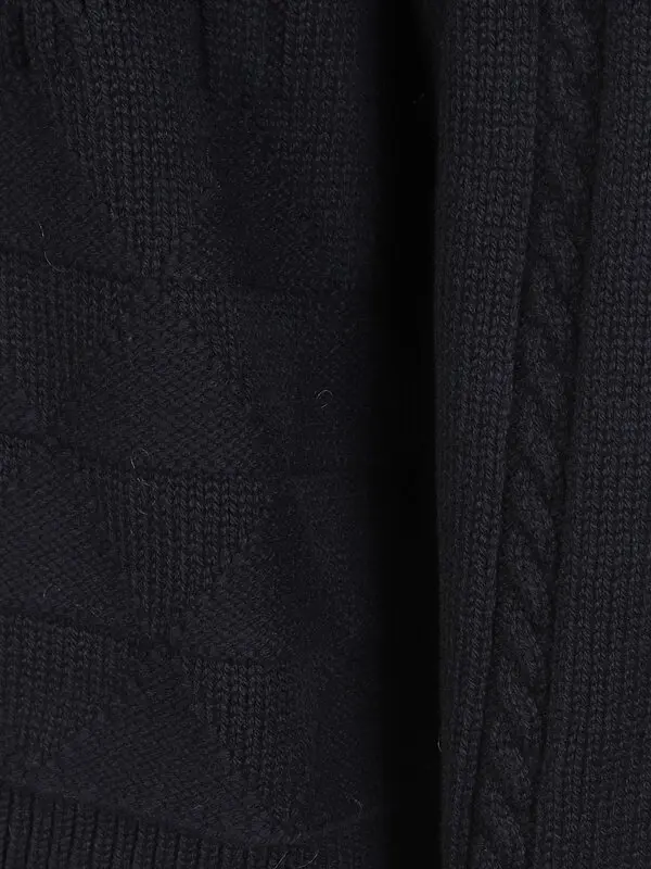 NAMACHEKO Crew Neck Sweater