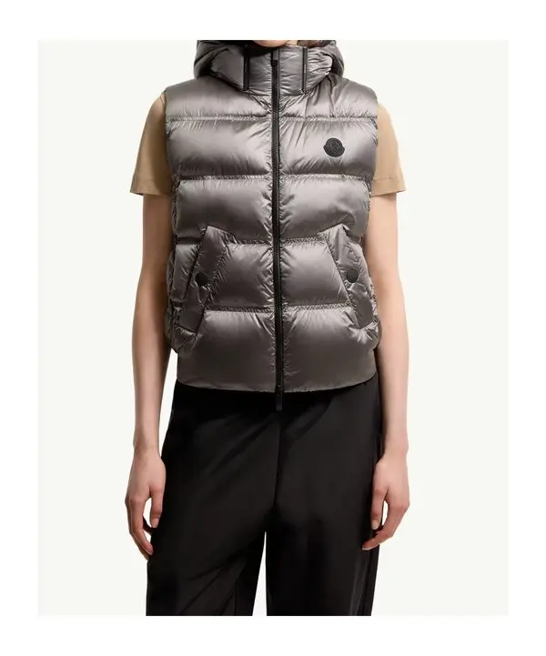 Moncler Fluidite Hooded Down Vest - Silver