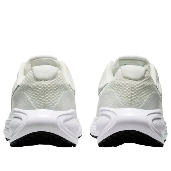 Nike Revolution Sneakers - Sail/white/black