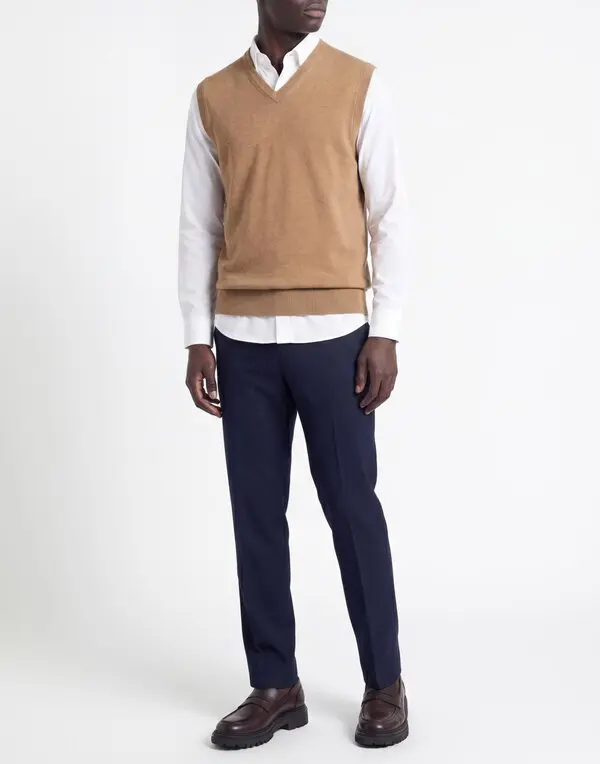 MASQ Merino Wool & Cashmere Sleeveless V-neck Sweater
