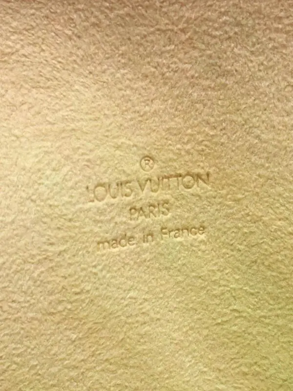 LOUIS VUITTON 2002 Pochette Florentine Belt Bag
