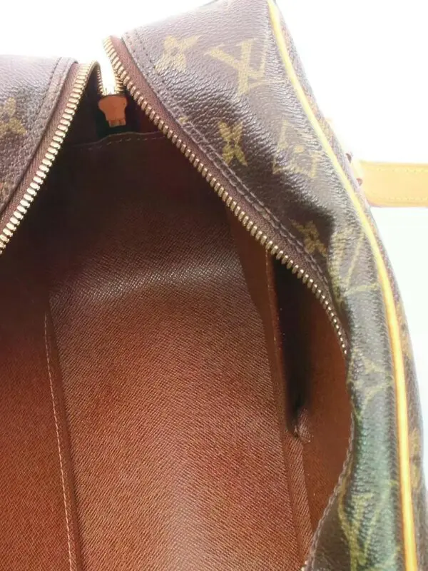 LOUIS VUITTON 2004 Cite Mm Monogram Tote Bag