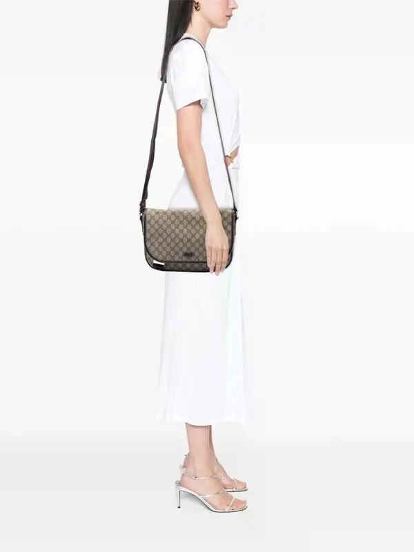 Gucci 2016-2026 Gg Supreme Crossbody Bag