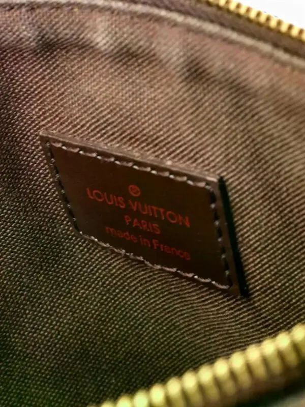LOUIS VUITTON Damier Pochette Bosphore Crossbody Bag