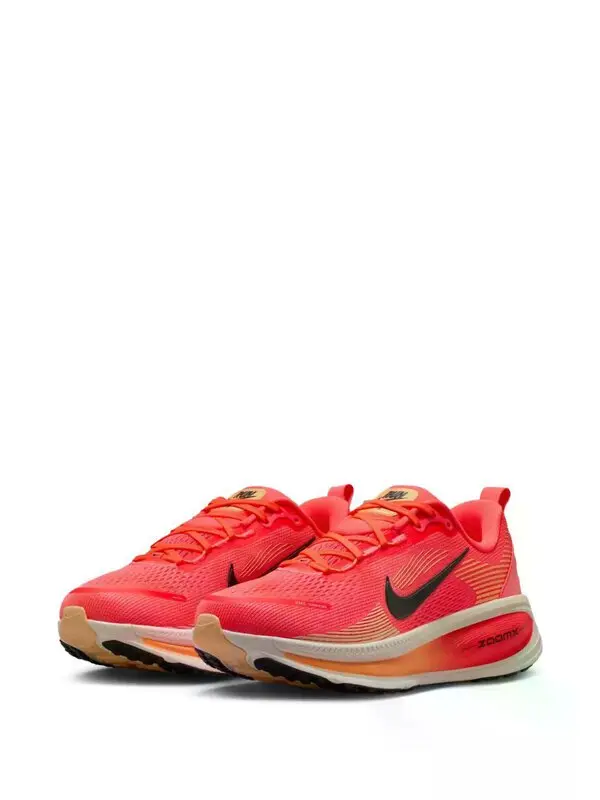 Nike Vomero 18 Sneakers - Orange