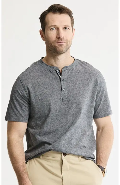 JACHS Luxe Knit Short Sleeve Henley Shirt - Black