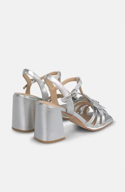 ALMA EN PENA Metallic Sandal With Flower Detail