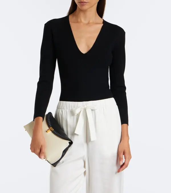 TOTEME V-neck Knitted Sweater - Black