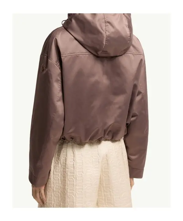 Moncler Chevreuil Duchesse Short Down Jacket