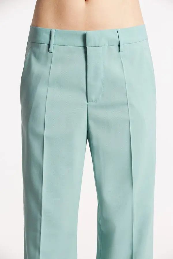 Dsquared2 Manhattan Slouch Suit