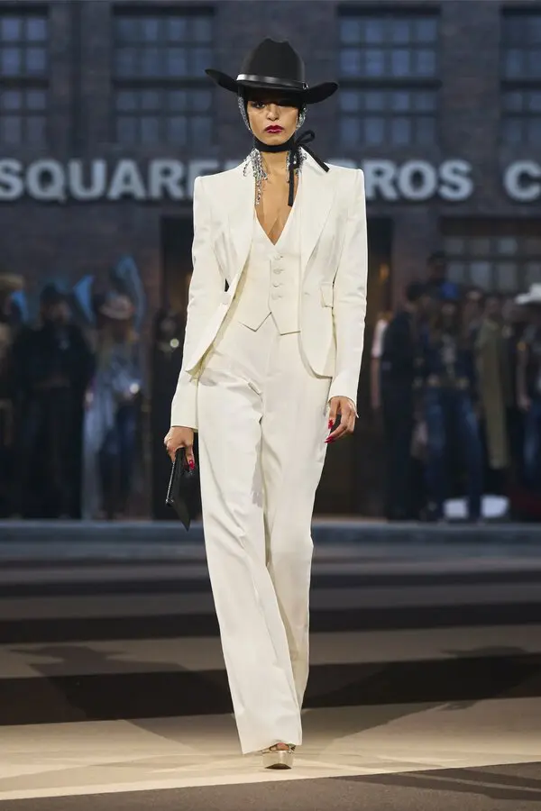 Dsquared2 Bianca Day Suit