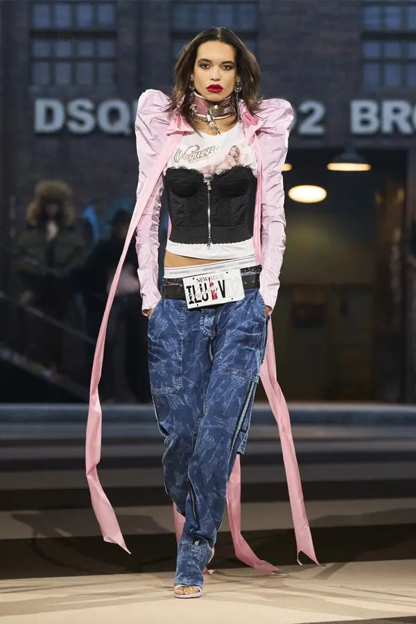 Dsquared2 X Vaquera Cropped Graphic T-shirt