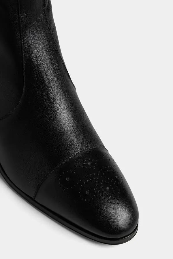 Dsquared2 Vintage Leather Ankle Boots With Perforated Toe