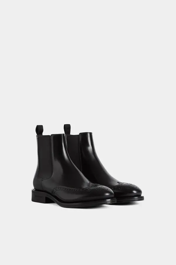 Dsquared2 Neoclassic Chelsea Boots With Brogue Detailing