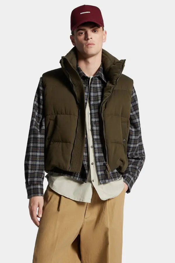 Dsquared2 Puffer Vest With High Neck - Brown