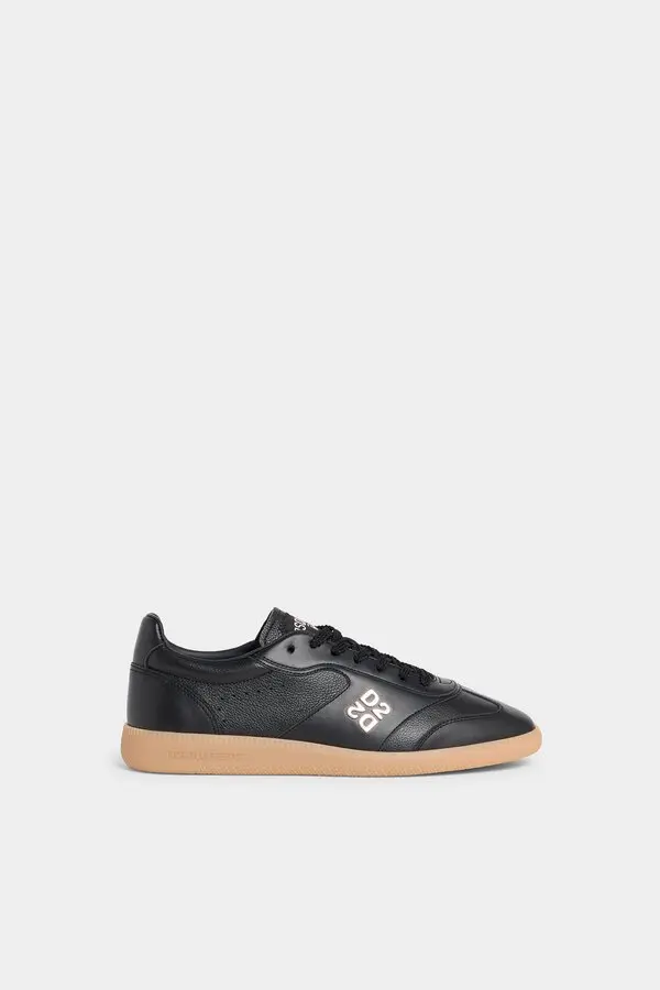 Dsquared2 Leather Low-top Sneakers With Metal Detail - Black