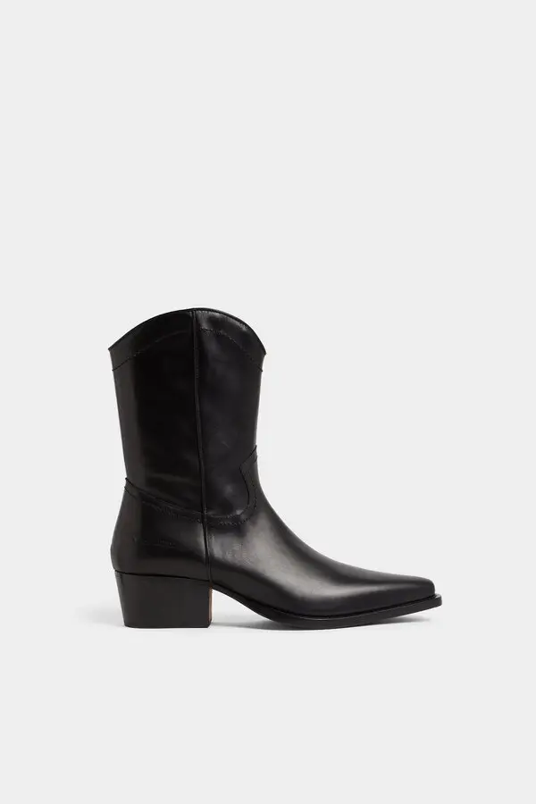 Dsquared2 Vintage Cowboy Ankle Boots