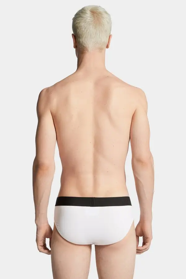 Dsquared2 Logo Brief