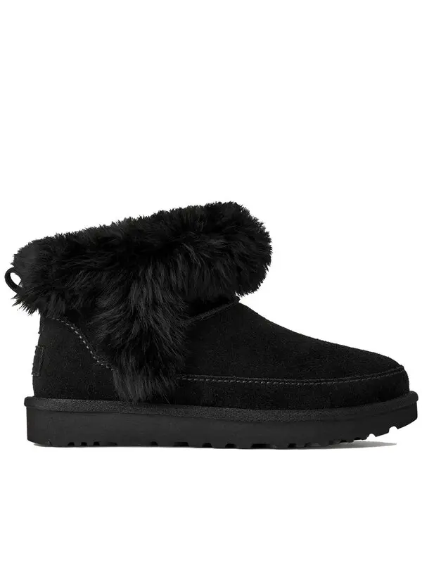 UGG Classic Ultra Mini Chalet Boots