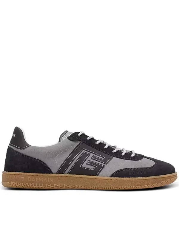 BALMAIN PARIS Low Top Lace Up Sneaker