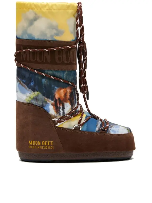 Moon Boot Mb X Gir Icon Postcard