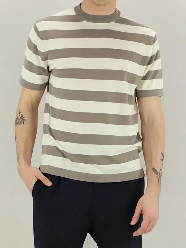 CRUNA T-shirt