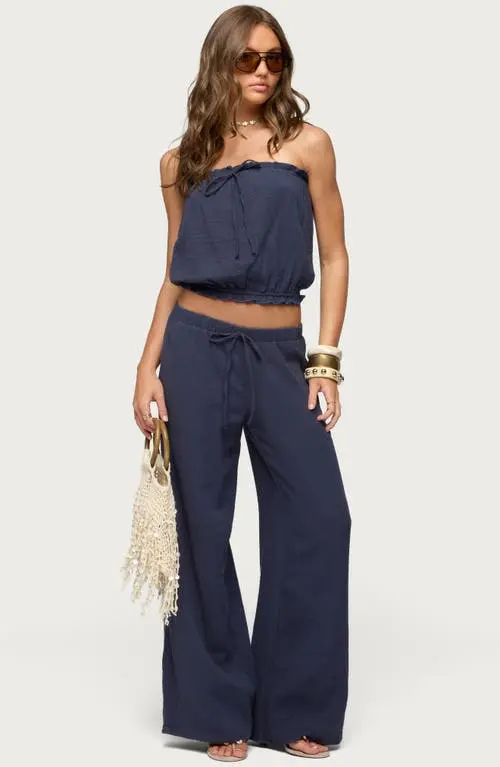 EDIKTED Viktoria Strapless Gauze Bubble Crop Top