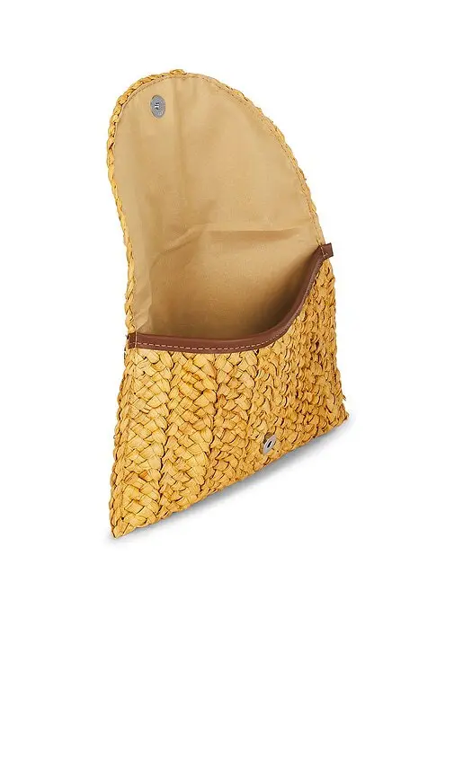 LOVERS AND FRIENDS Nicole Clutch