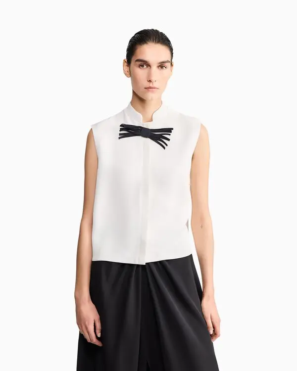 Giorgio Armani Sleeveless Silk Cady Mandarin Collar Shirt With Detachable Brooch - White