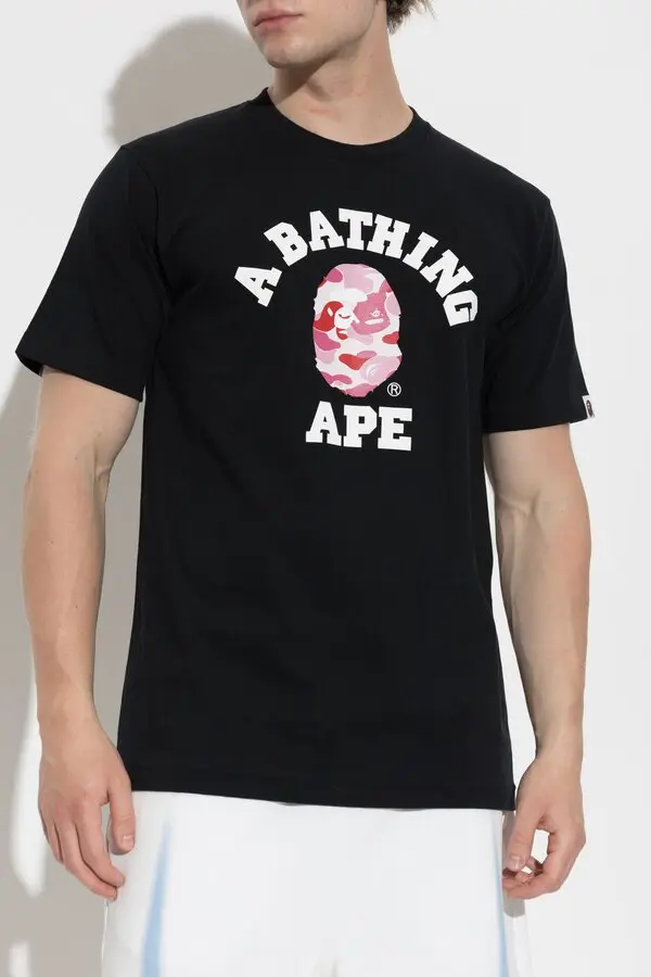 A BATHING APE T-shirt With Logo