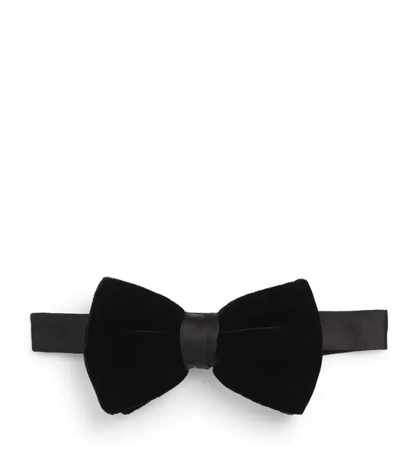 Giorgio Armani Silk Pre-tied Bowtie