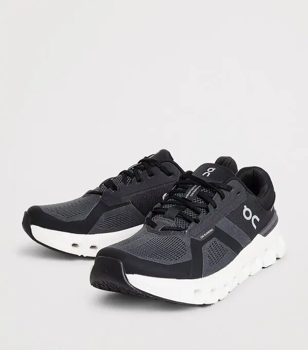 On Cloudrunner 2 Trainers