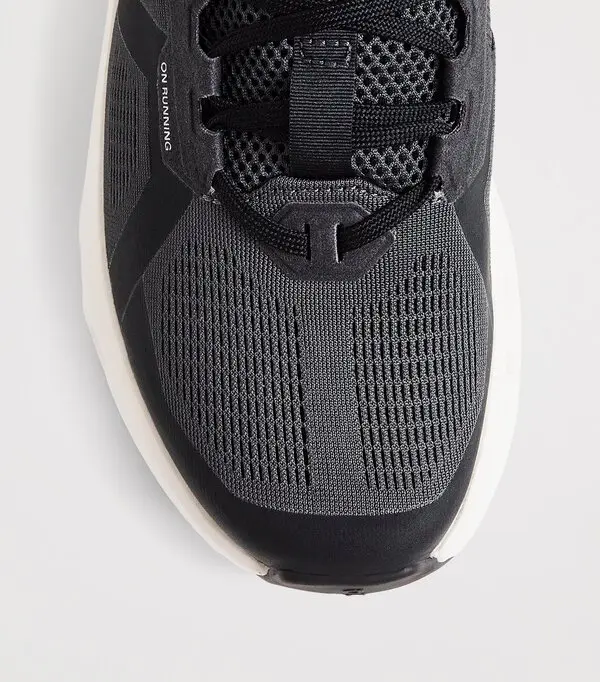 On Cloudrunner 2 Trainers