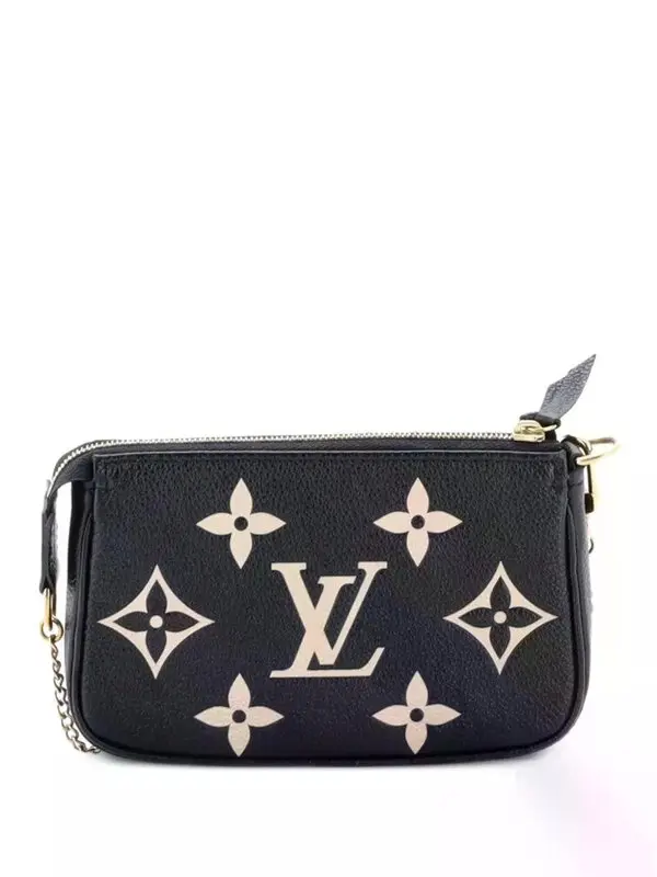 LOUIS VUITTON Pochette Accessoires Clutch Bag - Black