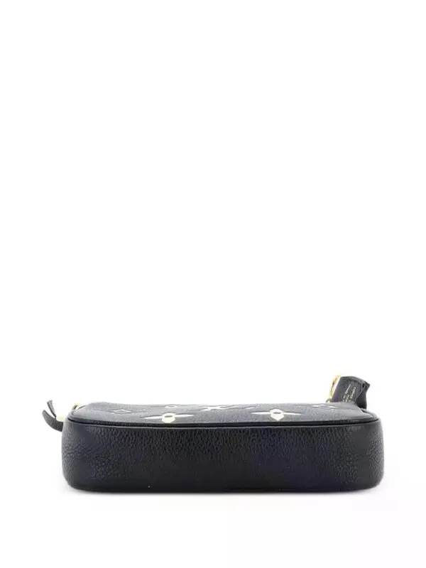 LOUIS VUITTON Pochette Accessoires Clutch Bag - Black