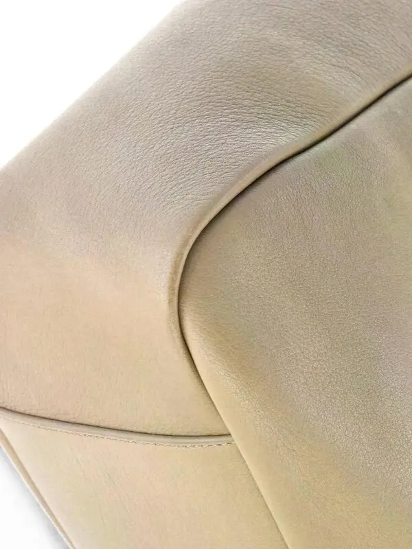Saint Laurent Le 5 À 7 Supple Leather Large Hobo Bag - Neutrals