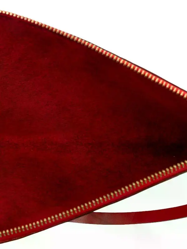 LOUIS VUITTON 2002 Epi Pochette Accessoires Shoulder Bag