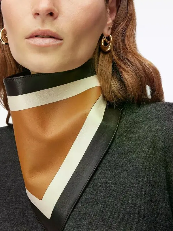 RETORI Color-block Lambskin Scarf