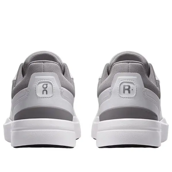 On The Roger Advantage Sneakers - White/ore