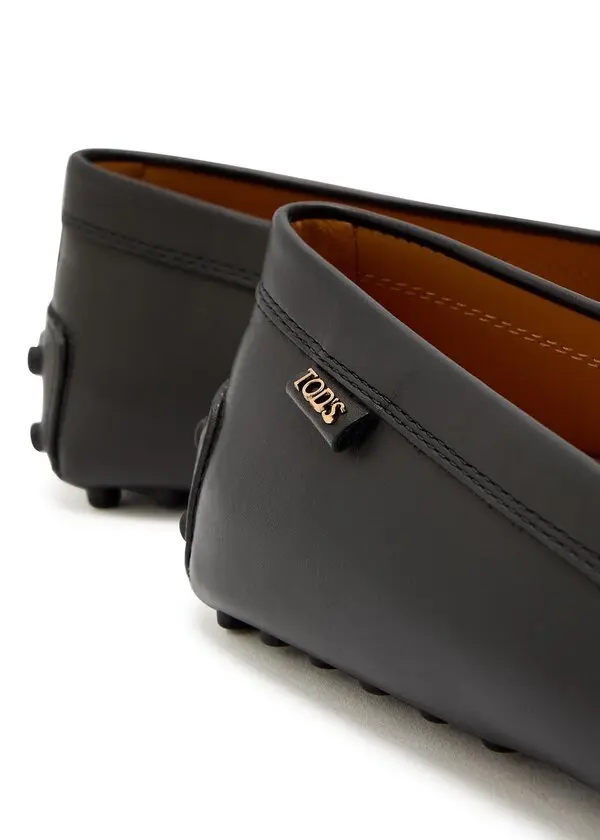 TOD'S Gommino Leather Loafers - Black