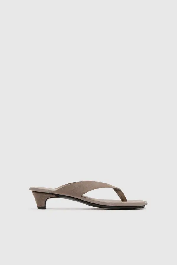 ST. AGNI Suede Opanka Heel - Almond